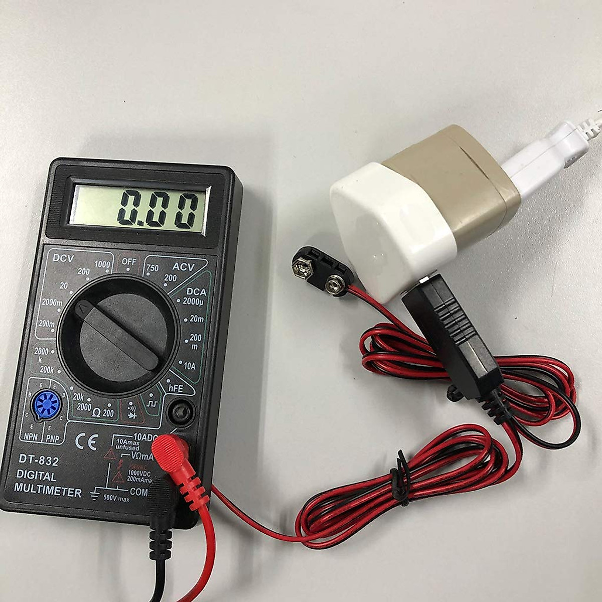 fengchensety Universal 100cm 300cm 2in1 USB Mains Convert to Dual 6F22 9V Battery Eliminator Replace 2pcs 9V Battery USB Power Supply Cable,Dual 9V Battery Eliminator,USB to Dual 9V Battery Cable