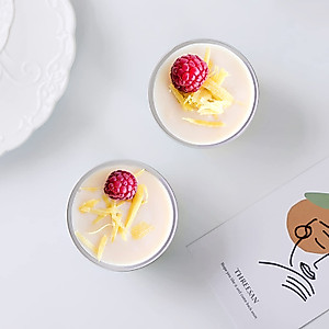 EUSOAR Foil Baking Cups, 30pcs 5oz Disposable Aluminum Foil Cups Cupcake Containers Wrappers with Lids, Dessert Cups with Lids Mini Aluminum Cheesecake Pan Creme Brulee Ramekins-Caramel