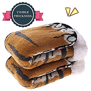 SDBING Kids Fuzzy Slipper Socks Boys Girls Soft Cozy Fluffy Grips Socks Winter Warm Non Slip Christmas Socks (4-7 Years, Tiger Paw)