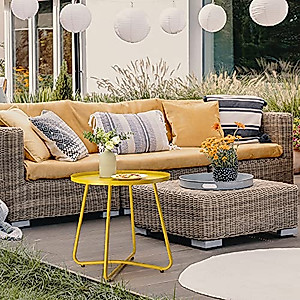 danpinera Outdoor Side Tables, Weather Resistant Steel Patio Side Table, Small Round Outdoor End Table Metal Side Table for Patio Yard Balcony Garden Bedside Yellow