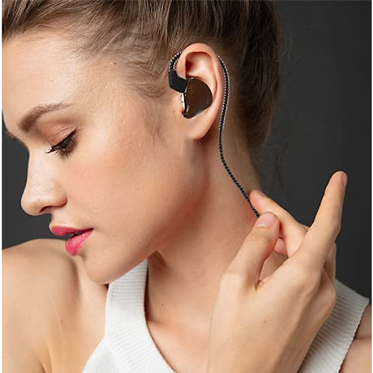 CCZ Coffee Bean in Ear Monitor, Immersive Bass Sound Wired in Ear Headphones, HiFi iem with 1DD Dynamic Driver Detachable Cable for Singers, Musicians, Stage, Drummer, Church (Without mic, Brown)