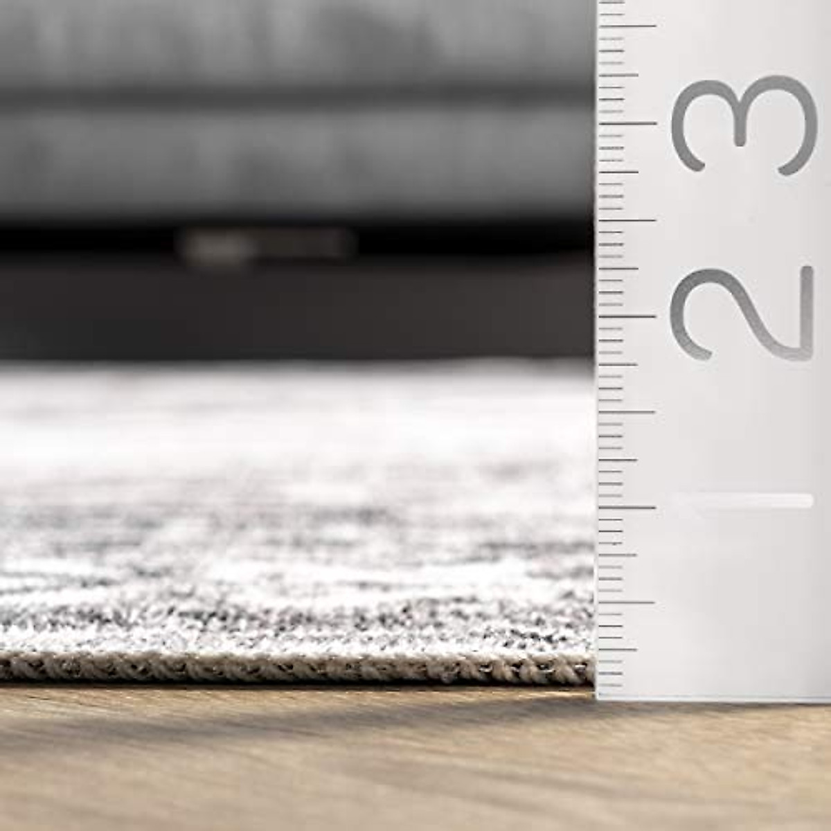 nuLOOM Gladys Machine Washable Vintage Medallion Accent Rug, 2' x 3', Light Grey