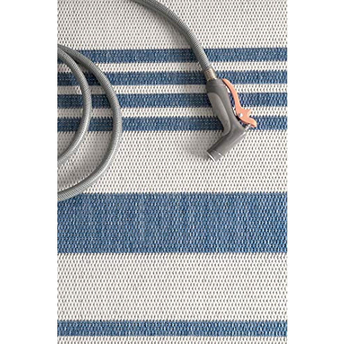 nuLOOM Robin Multi Stripe Indoor/Outdoor Area Rug, 5' 3" x 7' 6", Blue
