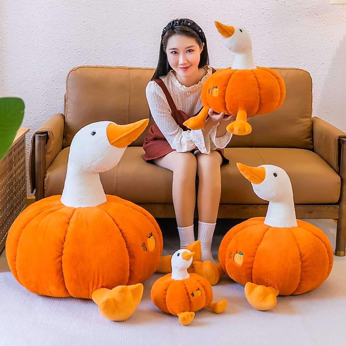 22" Pumpkin Duck Plush Toy, Goose Plush Animal, Stuffed Animal Pillow Soft Toy Cushion - Perfect for Halloween Christmas Birthday Party Decoration Gift (22 inches)