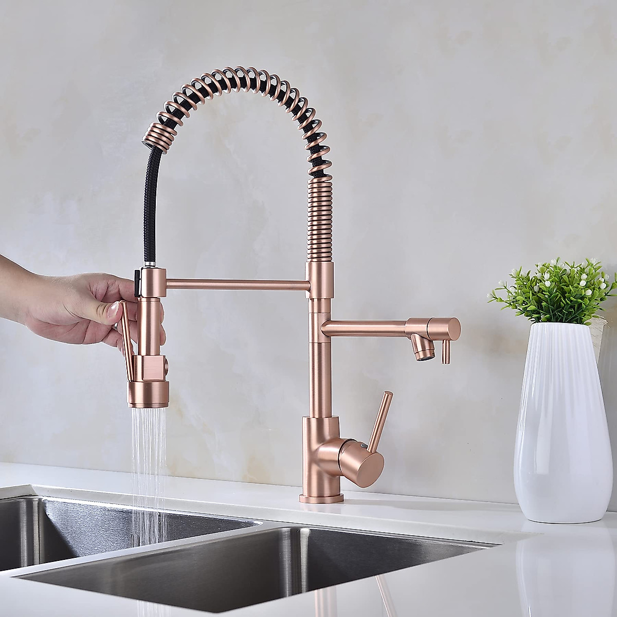 Avola Classical Kitchen Faucet,Single Handle Kitchen Sink Faucets,Copper Kitchen Faucet with Pull Down Sprayer,Rose Gold Kitchen Faucet,Spring Kitchen Sink Faucet Copper