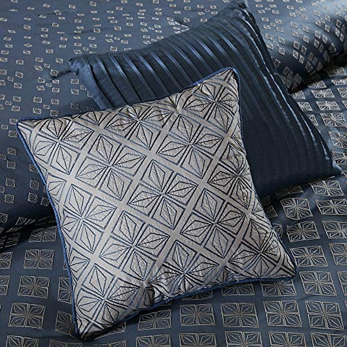 Madison Park Biloxi Duvet Cover - Navy, Geometric Duvet Cover Set – 6 Piece – Ultra Soft Microfiber Light Weight Bed Comforter Covers, King/Cal King(104"x92") (MP12-3737)