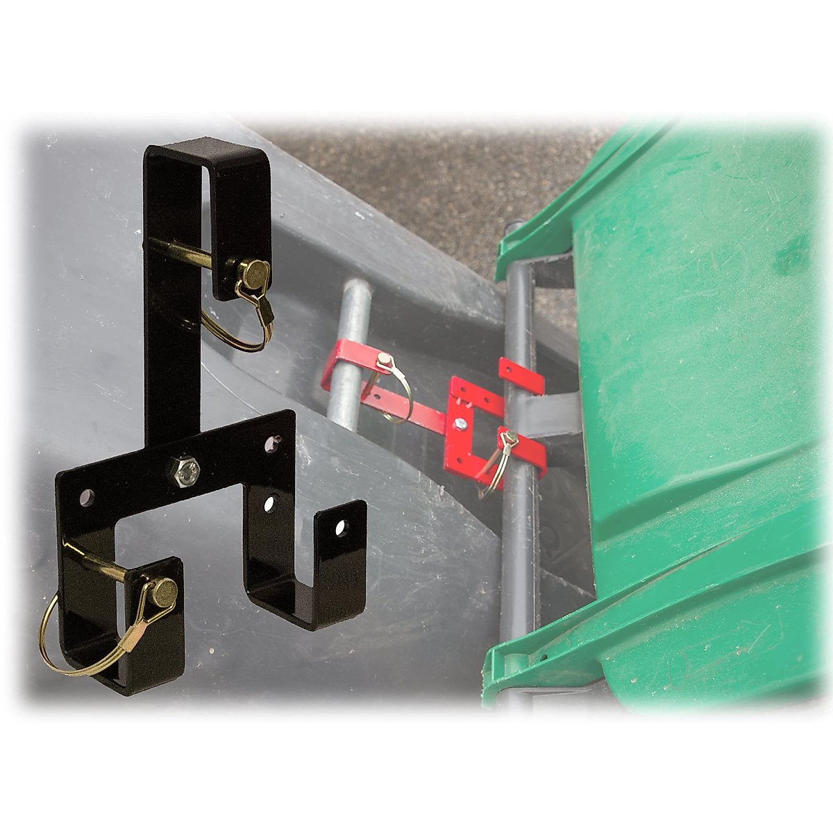Garbage Commander The Original Can Couplers to Hook Multiple Wheeled Trash Containers