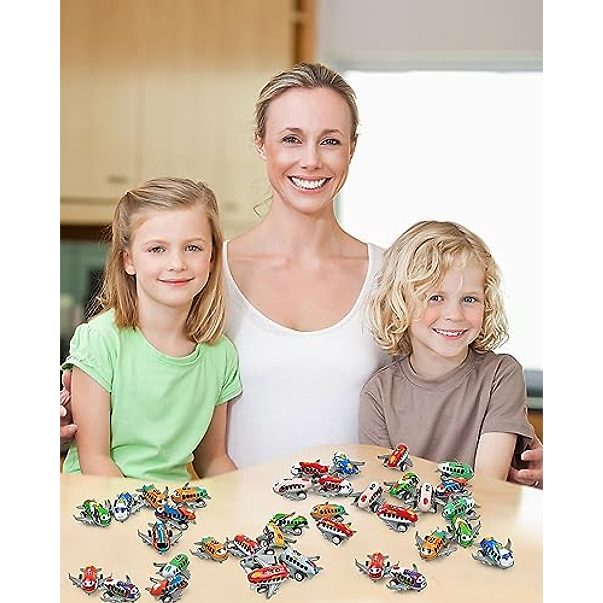 Vileafy 27Pcs Mini Pull Back Airplanes Set Party Favors for Kids Aged 4-8 Years Old, Birthday Return Gifts, Goodie Bag Stuffers, Potty Prizes, Pinata Fillers