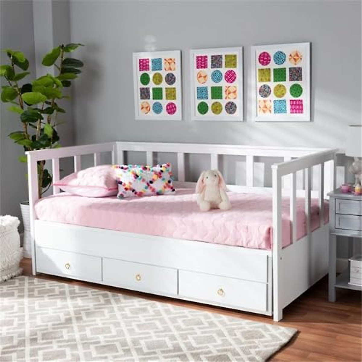 BOWERY HILL White Finished Expandable Twin Size to King Size Daybed
