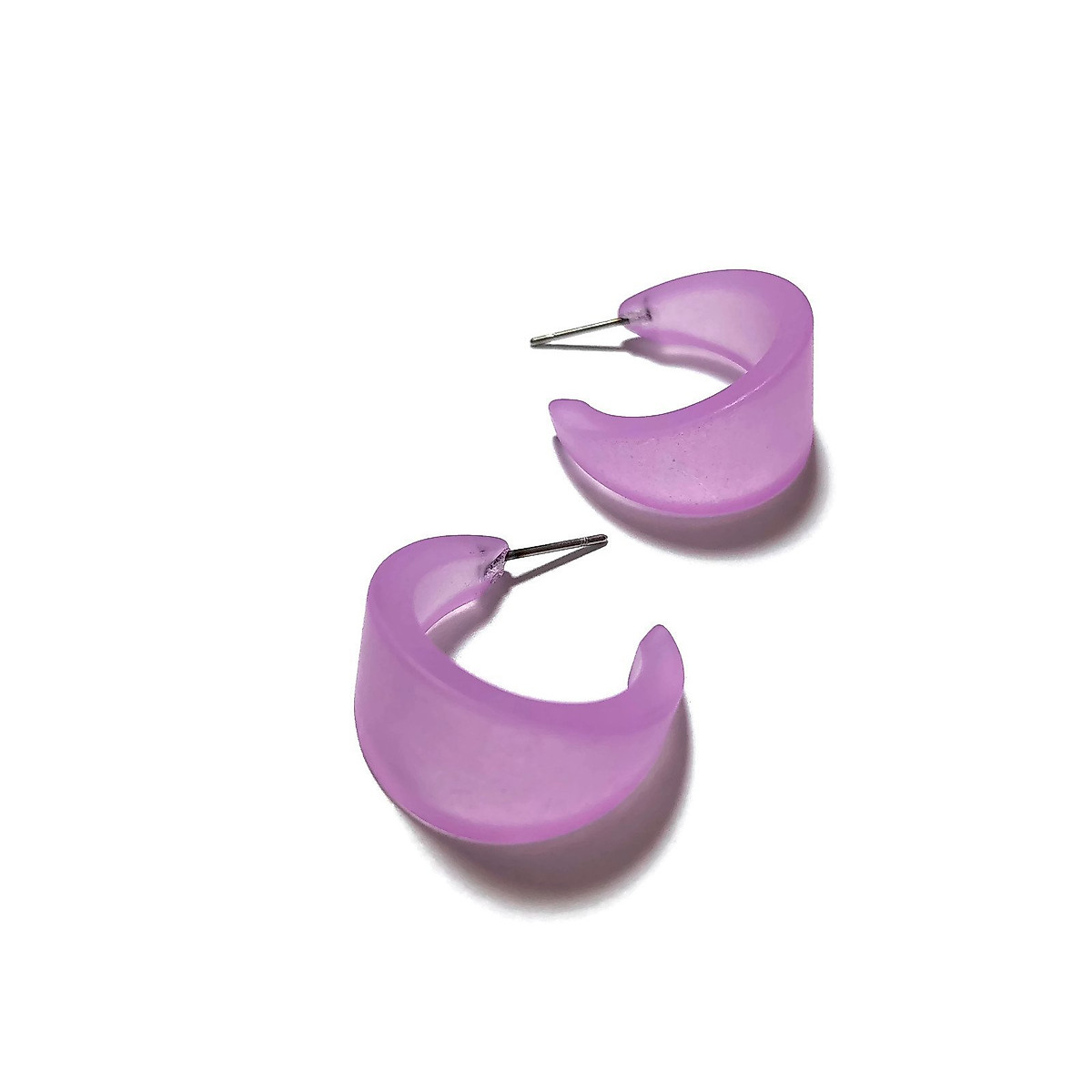 Lilac Purple Hoop Earrings | frosted retro style vintage lucite small marilyn hoops