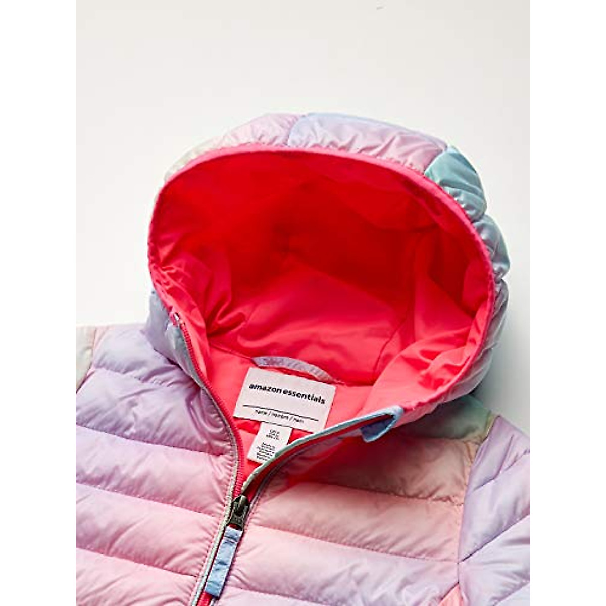 Amazon Essentials Girls' Lightweight Water-Resistant Packable Hooded Puffer Jacket, Pink Ombre, Small