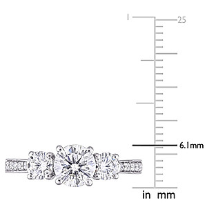 Abbie+Cleo Women's 3 Stone Moissanite Engagement Ring - White Gold Ring for Women - Anillo de Mujer - Moissanite - 10K White Gold(3 Moissanite-Round - size 7)