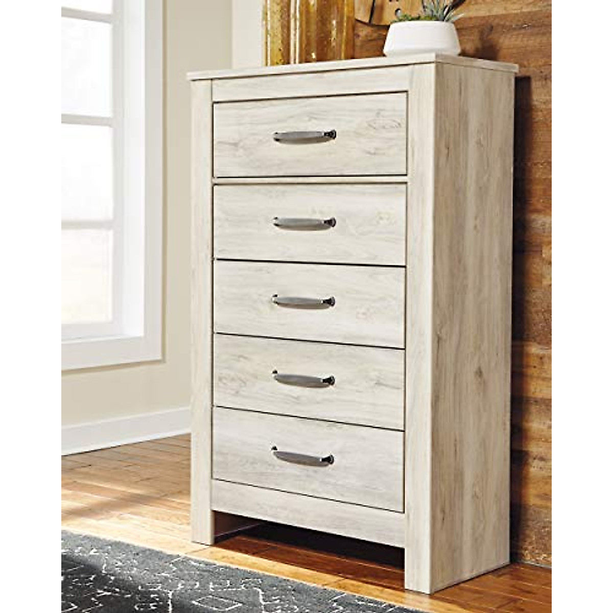 Signature Design by Ashley Bellaby Vintage Farmhouse 5 Drawer Chest of Drawers, Whitewash