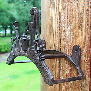 Riyyow Personality Cast Iron Shovel Bucket Decoration Water Pipe Holds Rack Antique Garden Yard Decorative Wall Mounted Hose Butler Garden Hose Storage Device Decoration Cast Iron Doorbell Decoration