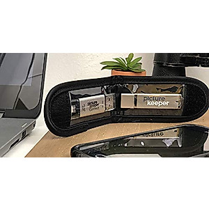 Picture Keeper USB Flash Drive Key Chain Holder with Anti-shock and Water-Resistant Material, 2-Drive Capacity, Easy Clip Key Chain (Black)