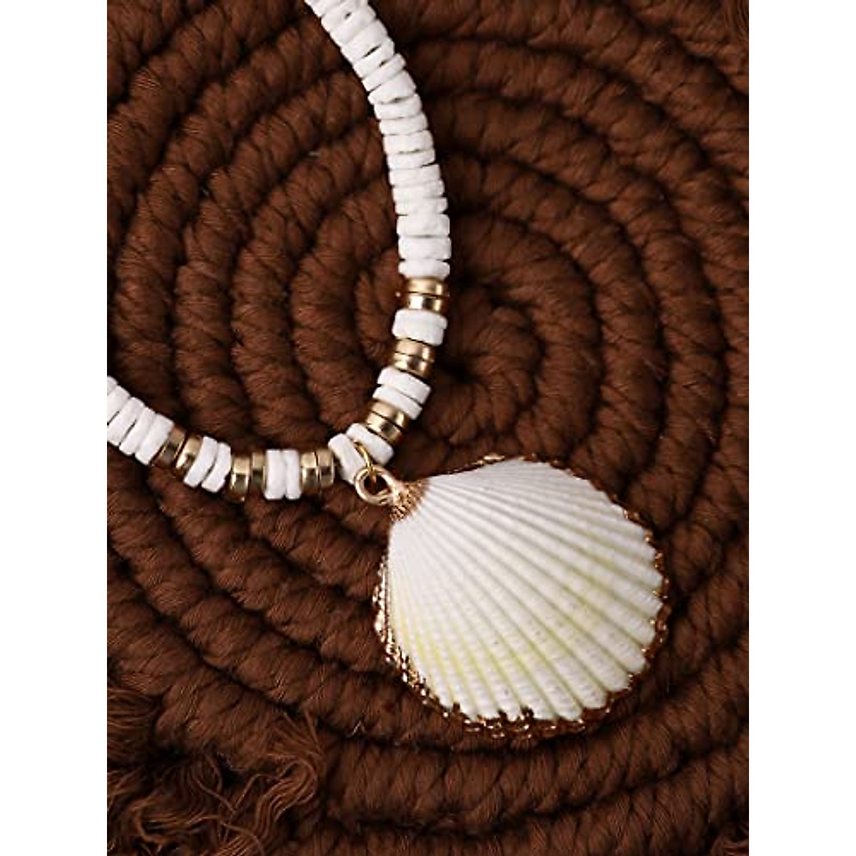 MINACHI Bohemian White Seashell Necklace, Summer Beach Shell Charm Necklace Gifts for Women