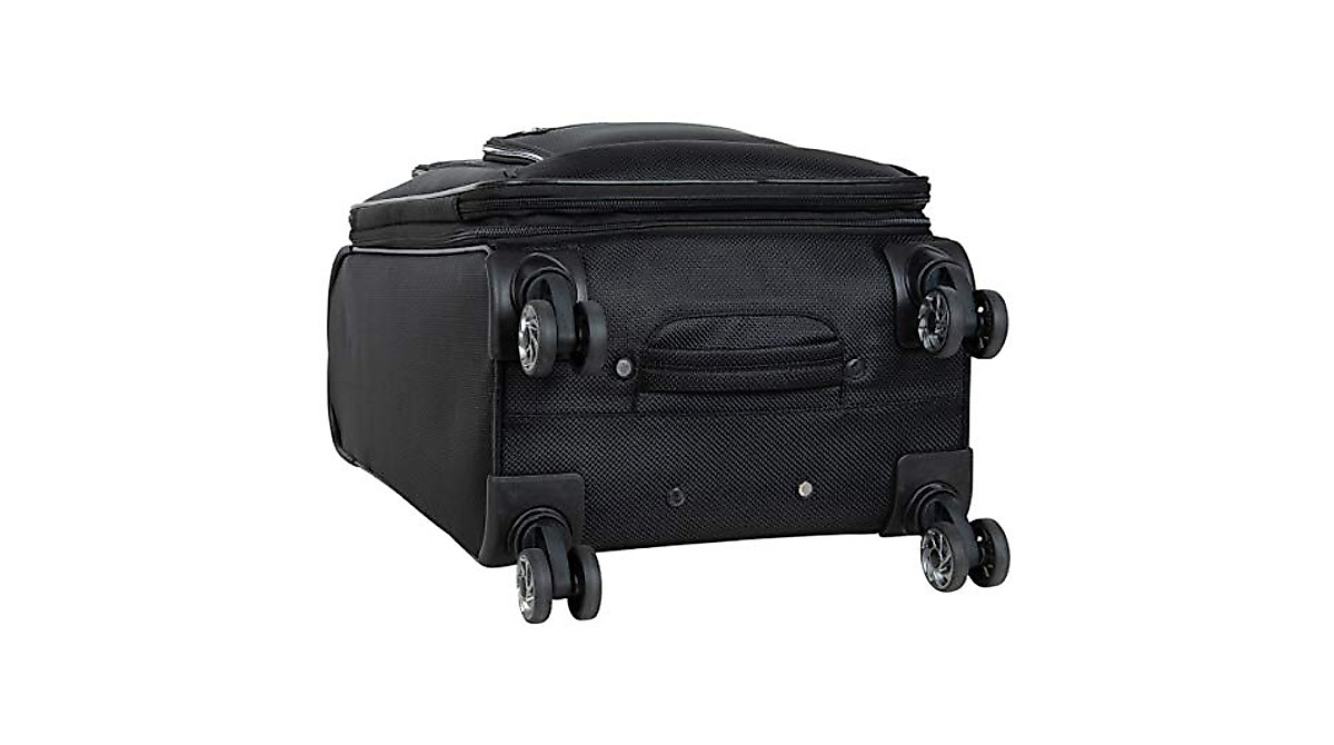 Kenneth Cole Reaction 20-Inch Expandable Spinner Suitcase