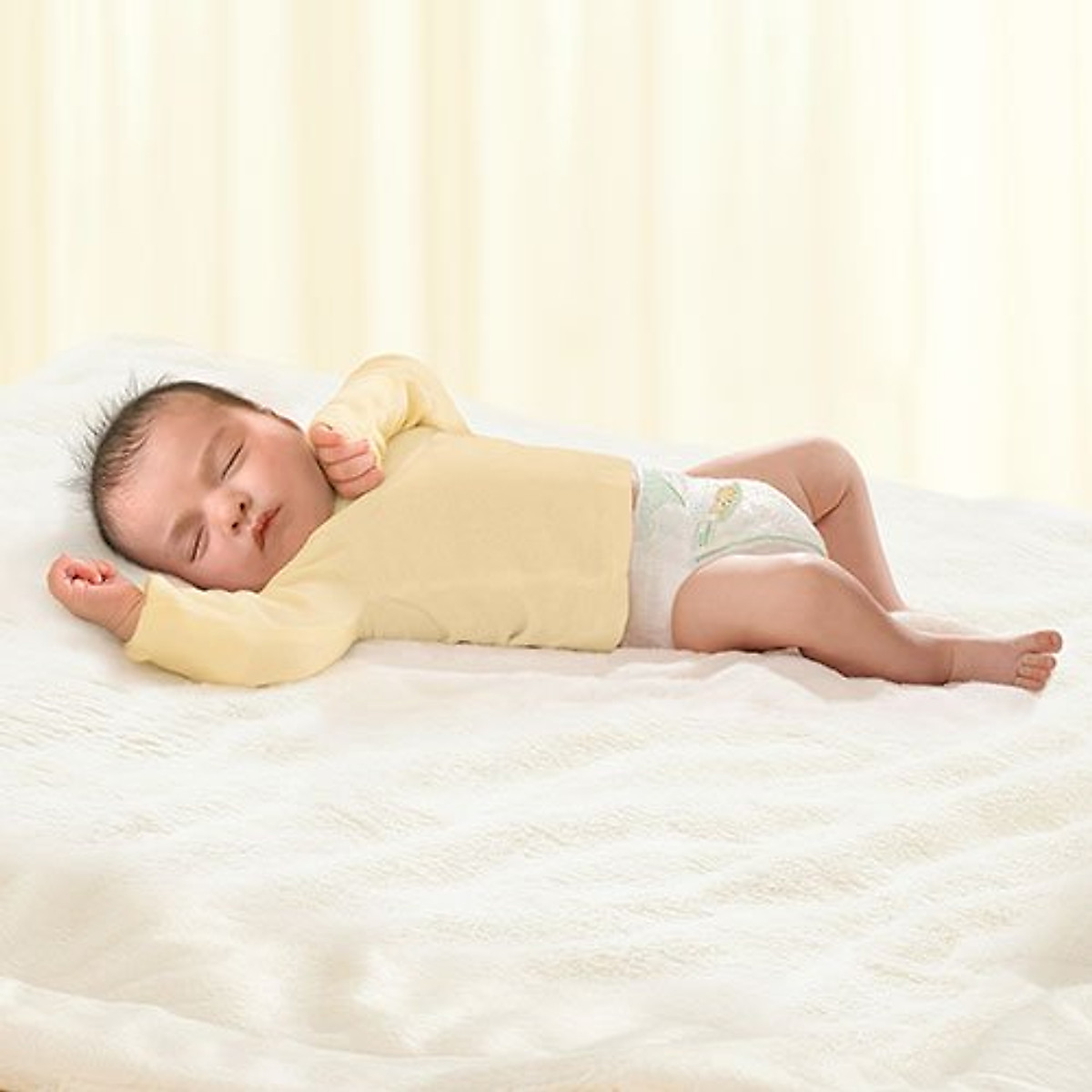 Huggies Little Snugglers Diapers for Newborn, Big Pack, 76 Count