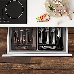 SUICGYU Silverware Organizer with Lid for Drawer, Plastic Utensil Holder for Countertop, Flatware Organizer Cutlery Tray with Cover 5 Compartments (2 Layer-Black)