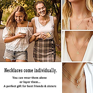 UNGENT THEM Sun and Moon Necklace Matching Best Friend Friendship BFF Necklaces for 2 Best Friend Birthday Christmas Graduation Gifts for Teenage Teen Girls Women Sisters
