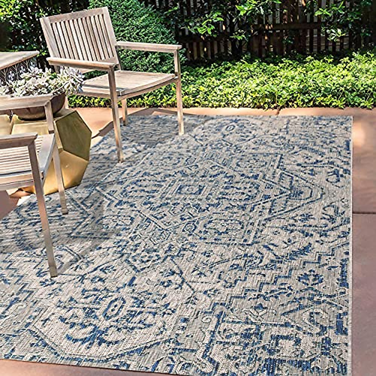 JONATHAN Y SMB105B-8 Estrella Bohemian Medallion Textured Weave Indoor/Outdoor Navy/Gray 8 ft. x 10 ft. Area Rug Coastal, Easy Cleaning, for High Traffic, Kitchen, Living Room, Backyard, Non Shedding