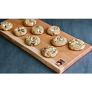 Single Live Edge Wood Cutting Board (Large)