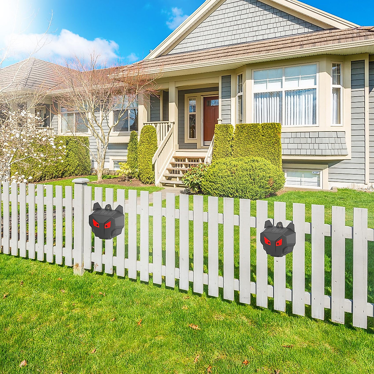 X-PEST Solar Coyote Deterrent Deer Repellent Devices, Outdoor Nocturnal Animal Repeller for Raccoon Skunk Fox with Predator Lights for Chicken Coop, Farm, Garden, Yard (4 Pack)