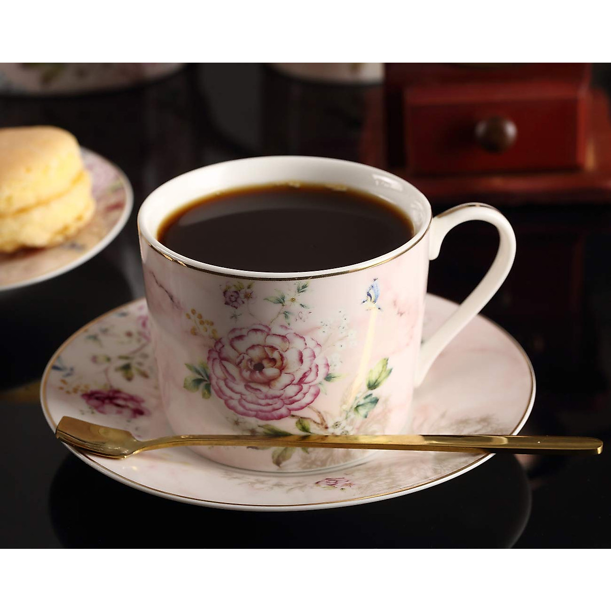 GuangYang Porcelain Tea Cups and Saucers,7 Ounce,Set of 2,Peony Flower Design Coffee Cup with Saucer,220ml Vintage Teacup (Total 4 pieces)