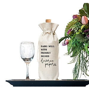 Divorced Wine Gift Bag, Wine Bag for Freshyl Signed Divorce Papers, breakup, happily divorced, Divorce Party, 1 Pc Burlap Wine Bottle Cover Bag (a21)