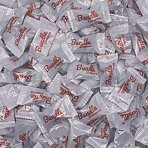 Herberts Best Gummi Eyez - Glotzer Eyeball Gummy Candy (2 Pack) W/Bundle Bonanza Candy