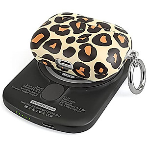 Casely Power Pod | MagSafe Compatible Battery Pack | Into The Wild | Leopard Print Power Pod (5,000 mAh)