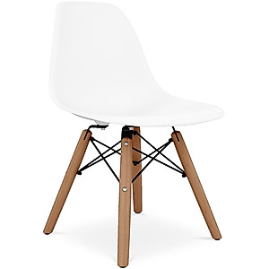 Aron Living 21.75" Plastic and Wood Kids Playroom Chairs in White (Set of 2)