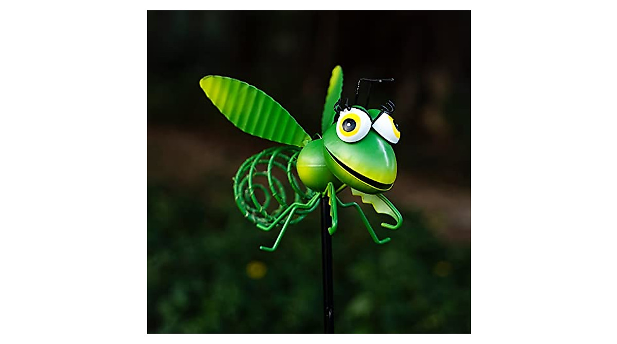 Praying Mantis Solar Garden Lights - Outdoor Decor