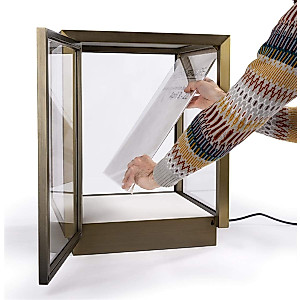 Displays2go Tabletop Glass Display Cases with LED Lighting – Bronze (DC1620SGSS)