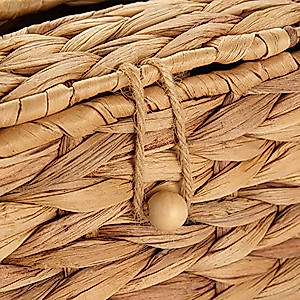 Tissue Box Cover, Rectangular Woven Tissue Box Holder, Water Hyacinth Rustic Decorative Facial Tissue Holder for Bathroom Living Room Bedroom Dresser Office Car (Rectangular)