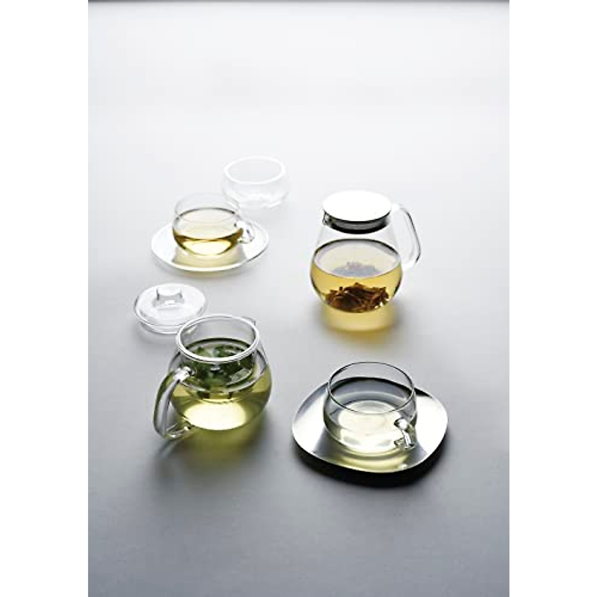 Kinto Stainless Unitea One Touch Teapot 720 Milliliter (24.35 Fl. Oz.) - Heat-resistant Glass Teapot with Stainless Steel Strainer in Lid (Japan Import)