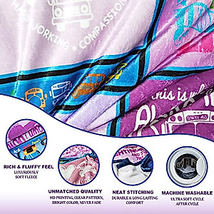 FTEFueie Social Worker Gifts Blanket, Social Worker Appreciation Gifts, Social Worker Gifts for Women, Social Worker Birthday Gifts, Social Work Month Gifts for Social Worker Throw Blanket 50"X60"