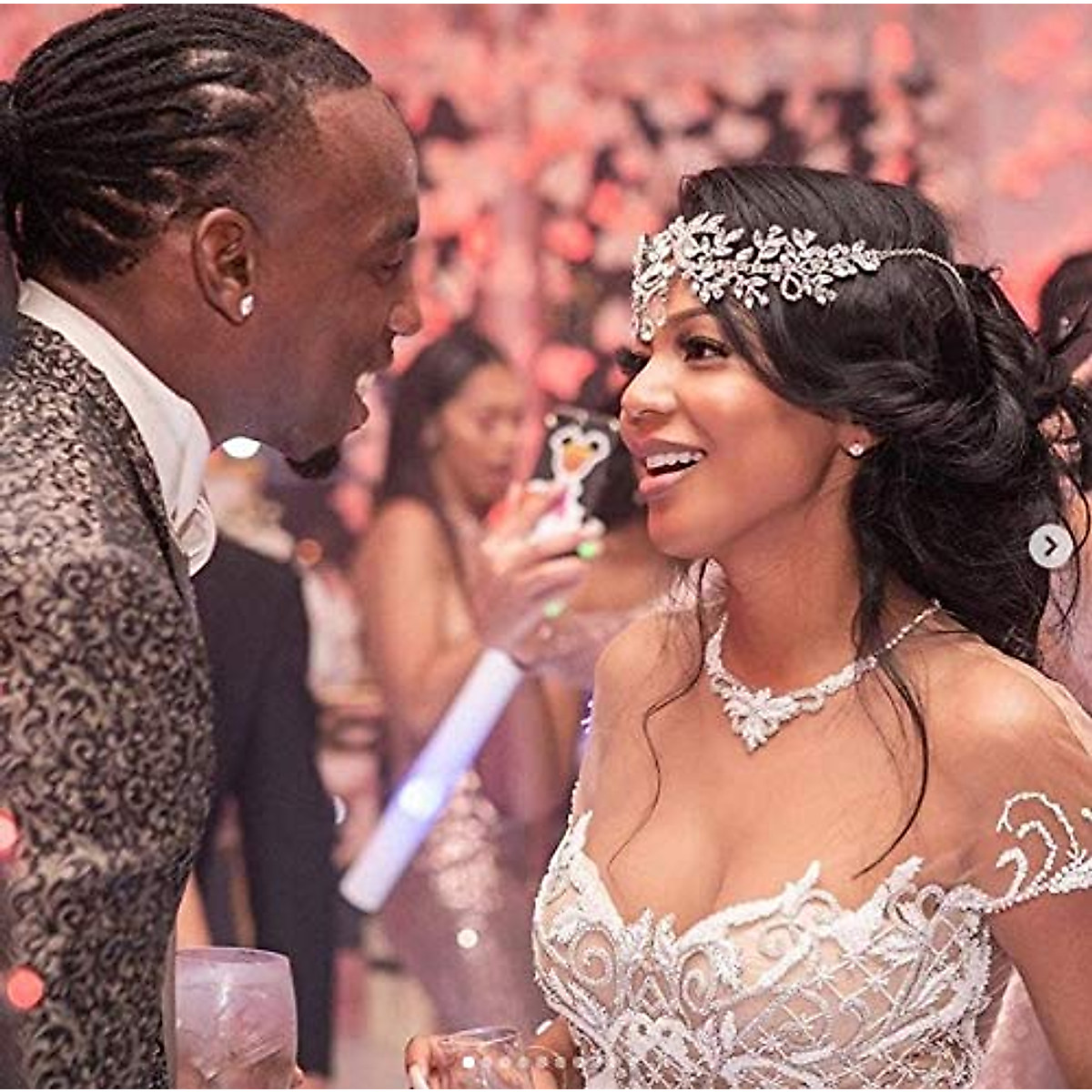 BELLAWOO Black Witchy Crown -Vintage Baroque Crystal Queen Tiara for Party Pregnant Photoshoot Halloween