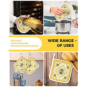 Retro Farm Honeybee Sunflower Potholders for Kitchen Set of 4, Heat Proof Pot Holder Vintage Yellow Washable Oven Hot Pads Potholder for Cooking Baking
