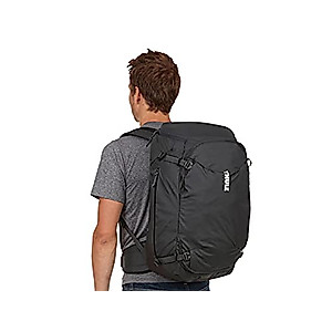 Thule Landmark 40L Travel Pack, Obsidian