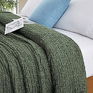 Milvowoc Fluffy Chenille Knitted Throw Blanket 60 x 80 Inch Impressive Texture Sage Green Chenille Knit Blanket for Bed Sofa Couch Chair and Living Room