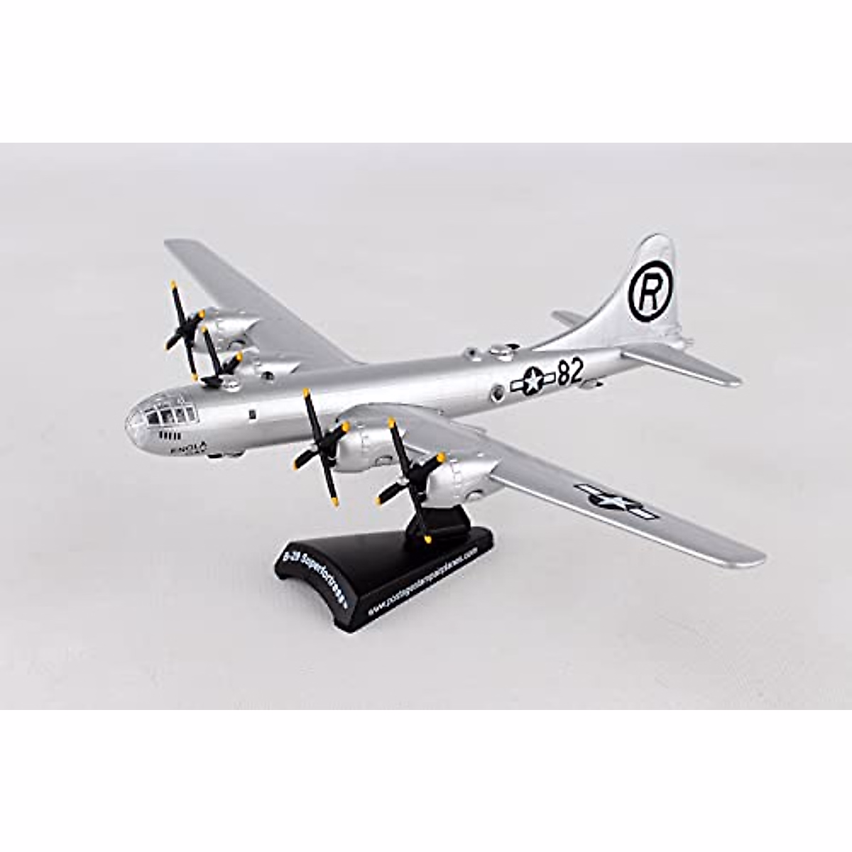 Daron Worldwide Trading B-29 Superfortress Enola Gay Vehicle (1:200 Scale) , White