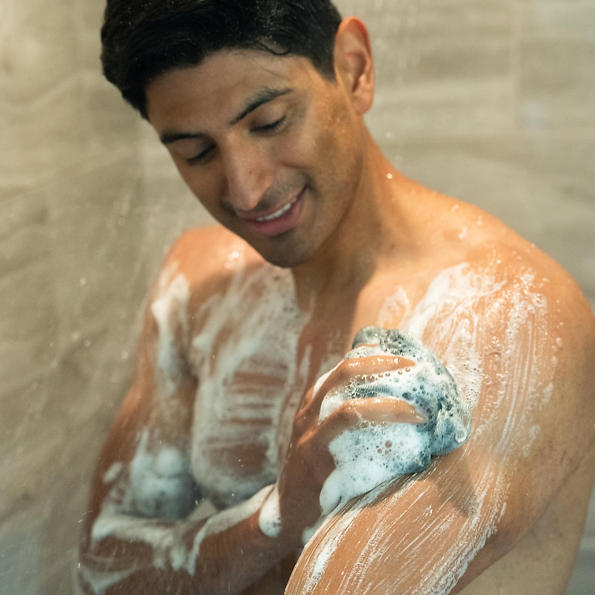 Mando Odor Shield Body Wash - 24 Hour Control - Removes Odor Better than Soap - SLS and Paraben Free, Skin Safe - 8.5 Ounce (Bourbon Leather)