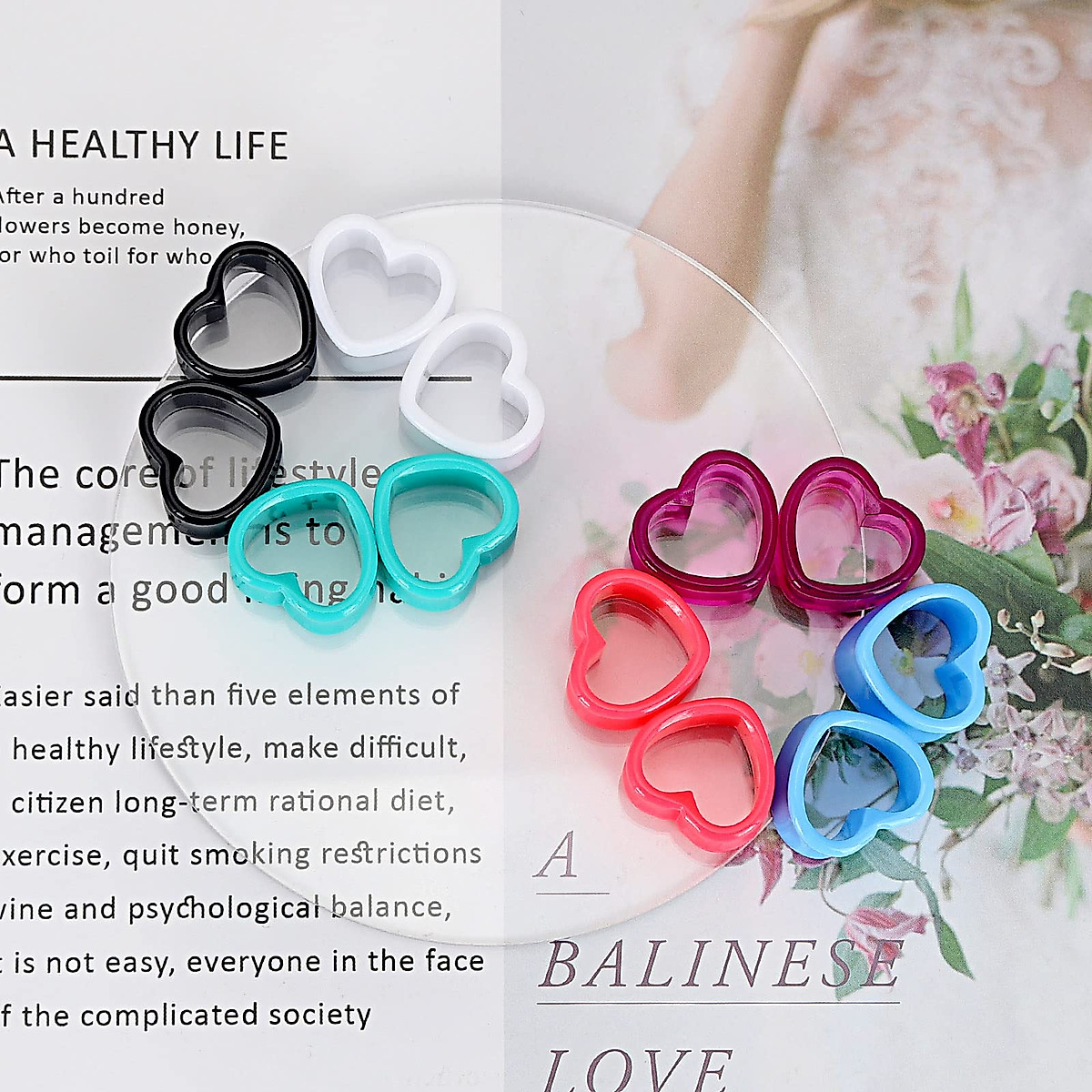 Qmcandy 6 Pairs Acrylic Heart Shape Ear Tunnels Plugs Colorful Gauges for Ears 00g