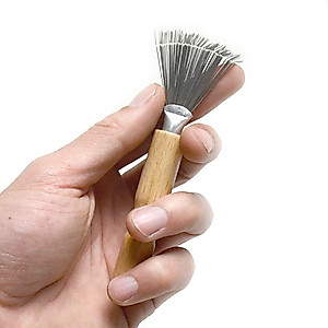Luwigs Metal Wire Rake Wooden Handle Comb for Home Salon - Hair Dirt Removal Cleaning Tool