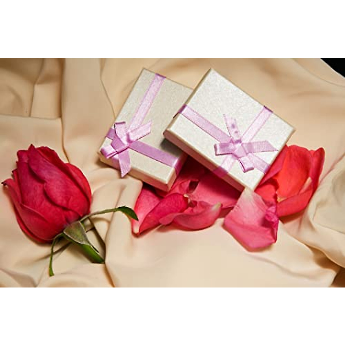 Maison d'Orient Vanilla Musk Perfume Oil in Arabian Bottle with Applicator and Pouch for Weddings, Parties, and Baby Showers