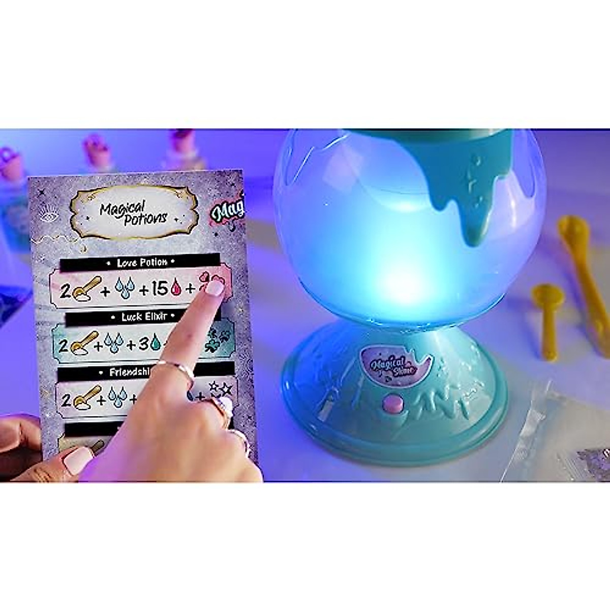 So Slime DIY Magical Slime Potion Maker Cauldron; Make your own Slime Potions; Mist and Light Effects; Makes 10 Slimes; Just add Water; Fill Mini Potion Bottles to Wear or Share; Discover your Fortune