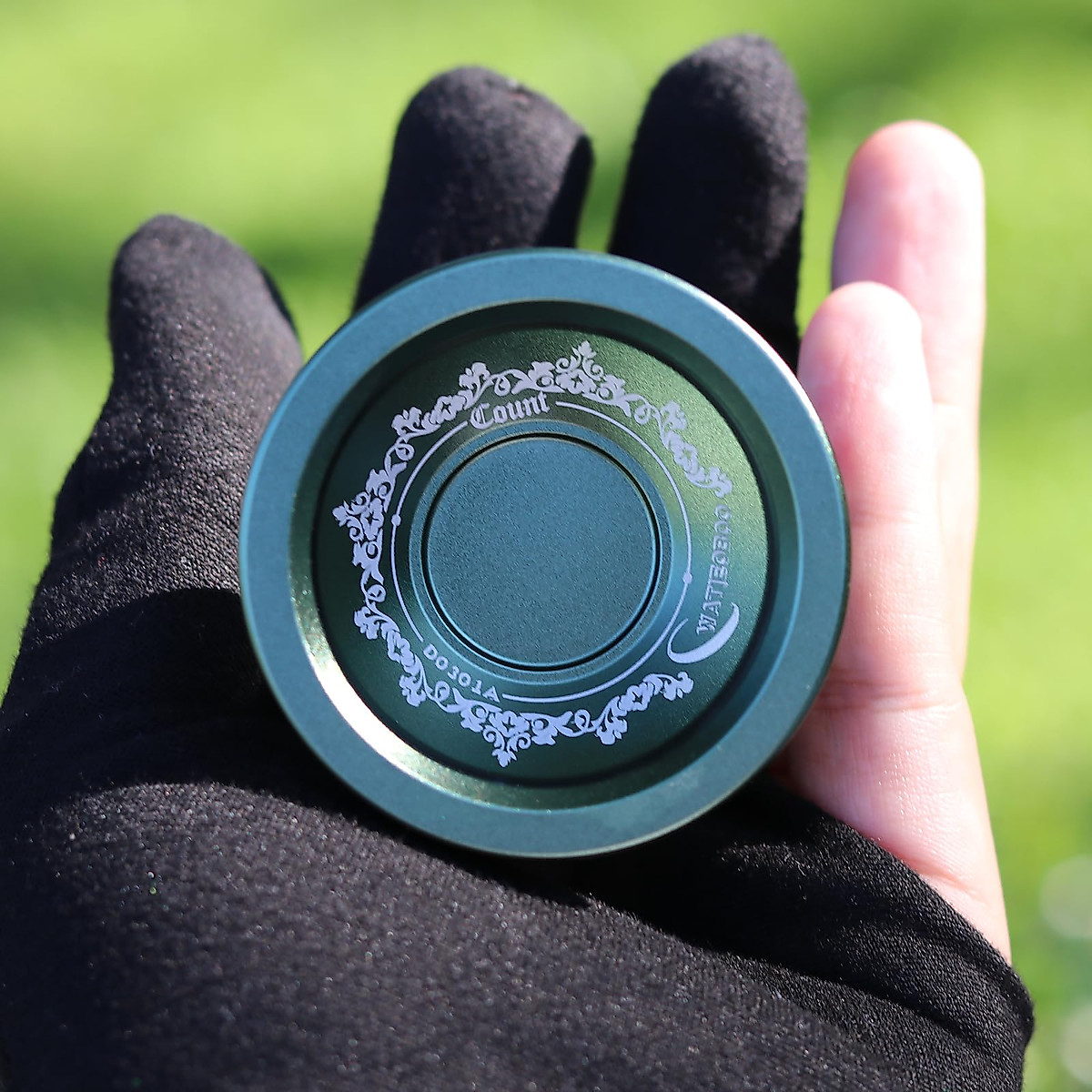 WATIEOBOO Yoyo Professional, Metal Unresponsive Yoyo for Kids Beginners, Adults Intermediate-Advanced Players with Glove and 10 Replacement Yoyos Strings(N Army Green)