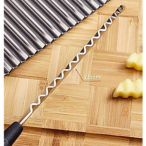 Crinkle Potato Cutter - 2.9" x 11.8" Stainless Steel French Fries Slicer Handheld Chipper Chopper Potato Carrot Chopping Knife Home Kitchen Wavy Blade Cutting Tool Large Size