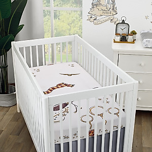 Warner Brothers Harry Potter Magical Moments White and Gold Photo Op Fitted Crib Sheet